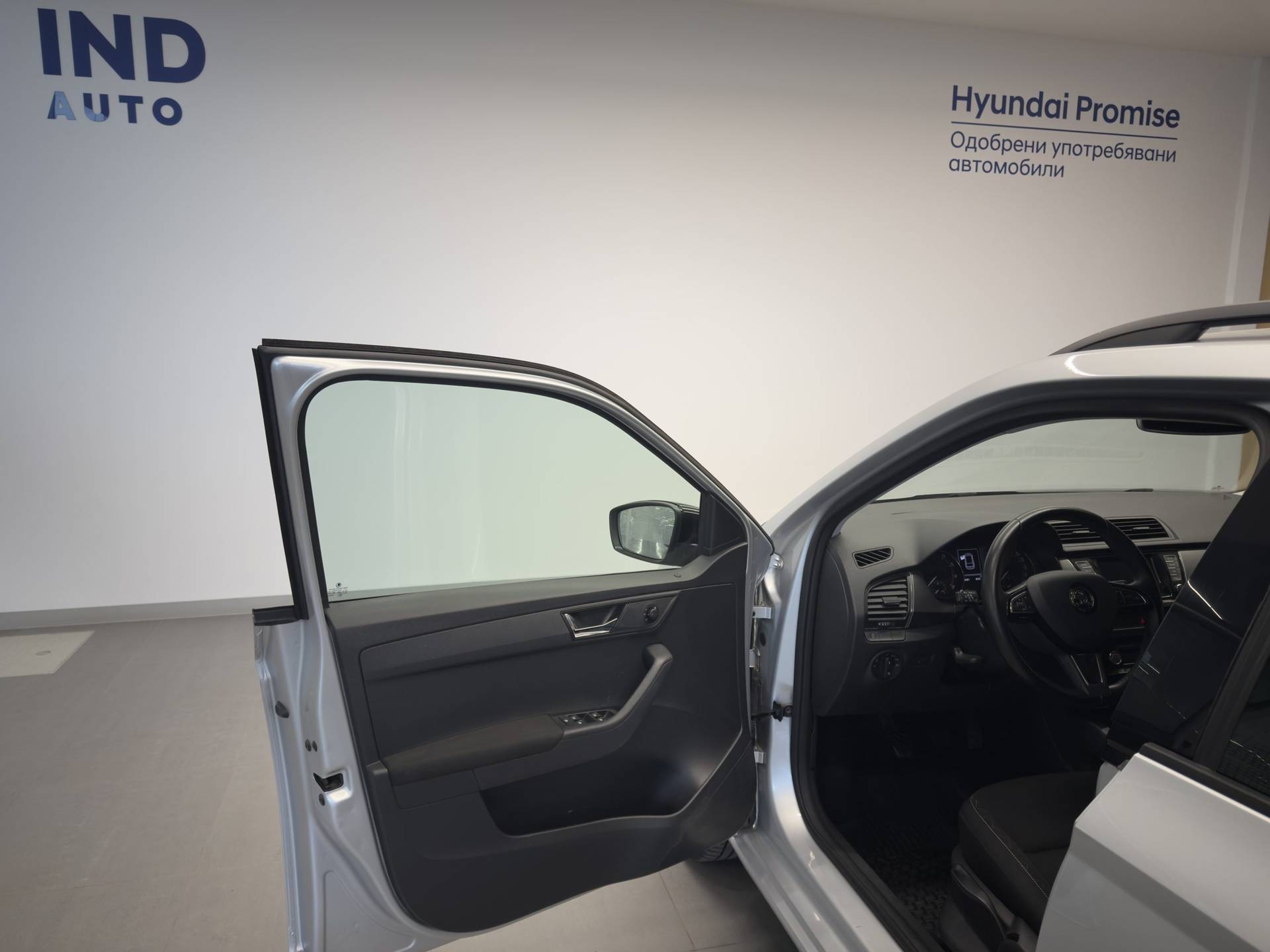 Skoda FABIA STYLE - Hyundai